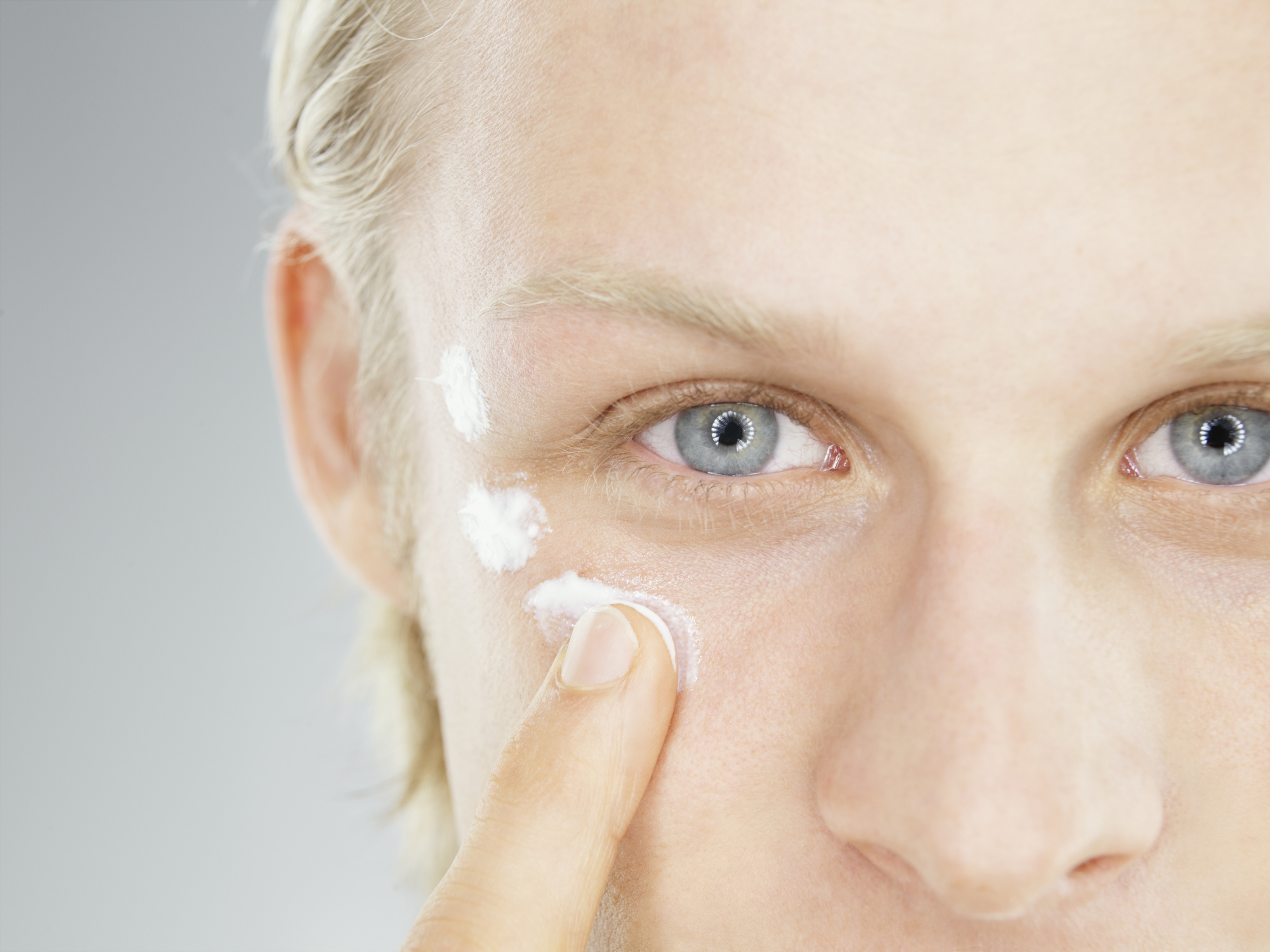 Creme viso uomo: le più adatte per la pelle secca in inverno - Iconmagazine