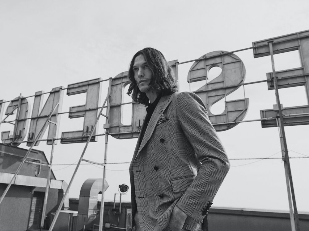 La nuova campagna di Tagliatore firmata dal fotografo Brett Lloyd ...