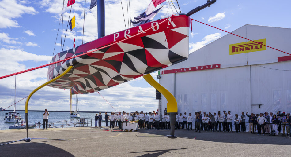 Prada Luna Rossa, varato il prototipo per l'America's Cup di Barcellona ...