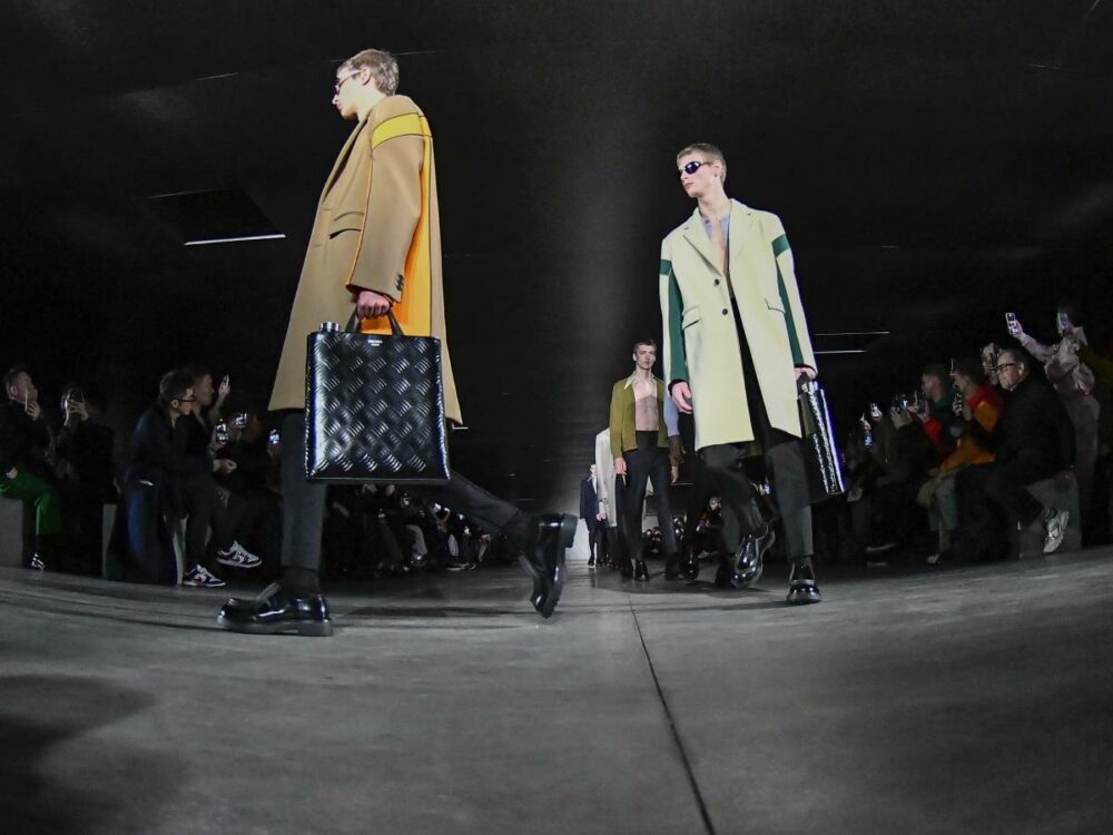 Cappotti autunno-inverno 2023 2024: le tendenze dalle sfilate moda uomo