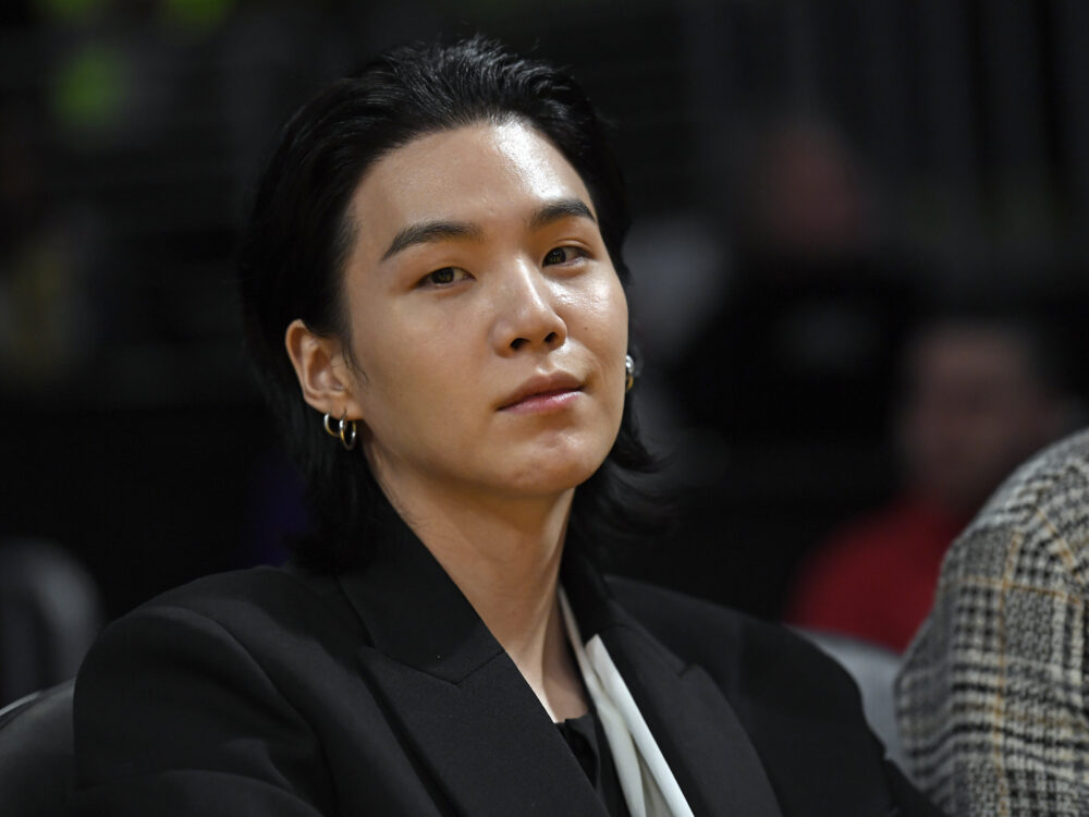Suga, il rapper dei BTS tra Valentino e il tour mondiale da solista